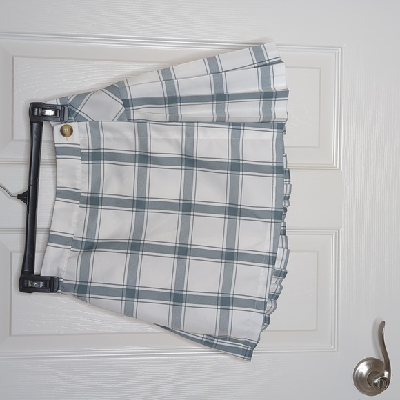 Forever 21 | Skirts | Forever 2 Pleated Plaid Mini Skirt With Front ...